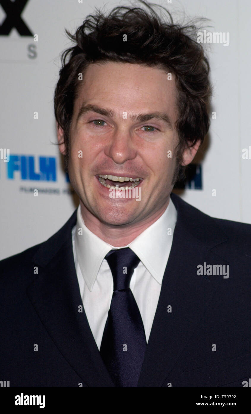 LOS ANGELES, CA. December 17, 2002: Actor HENRY THOMAS at the Los ...