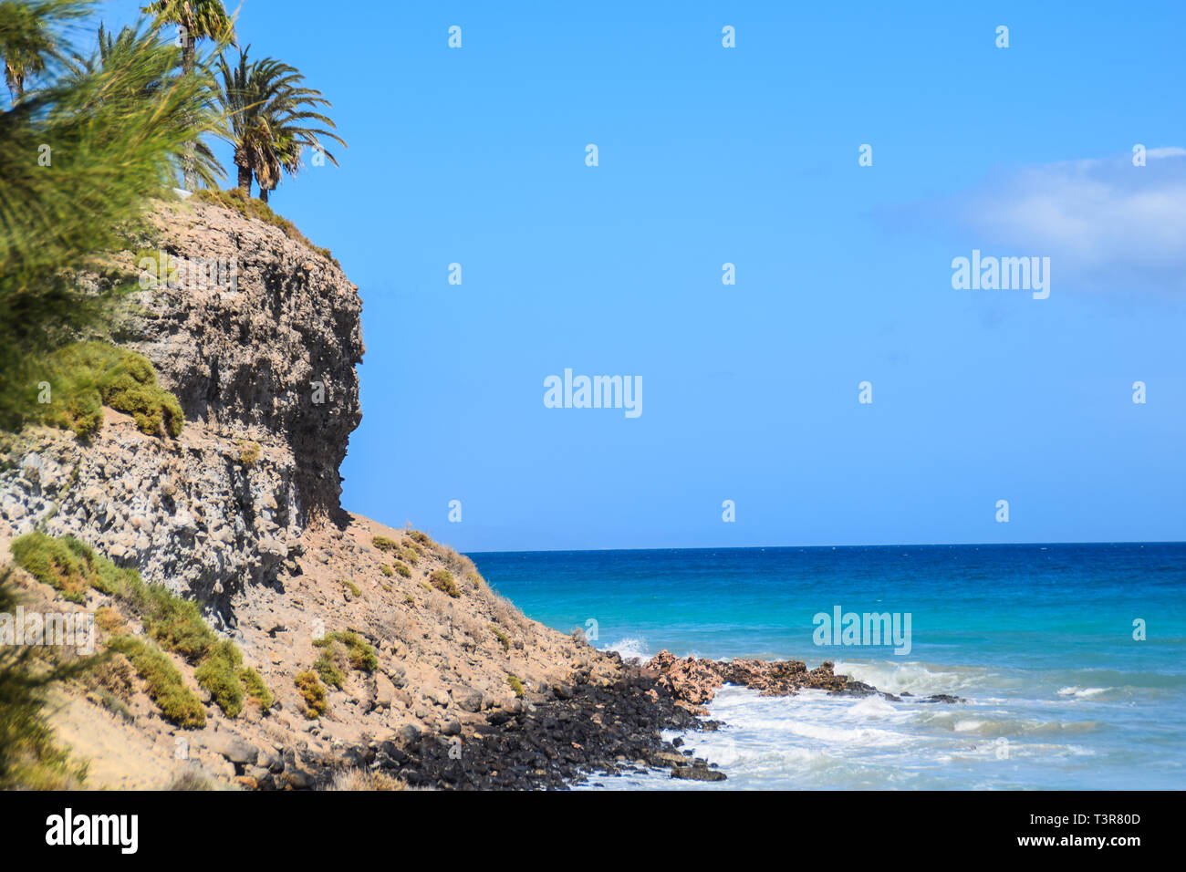 Taking a walk on the beach of Morro de Jable on Fuerteventura. Amazing ...
