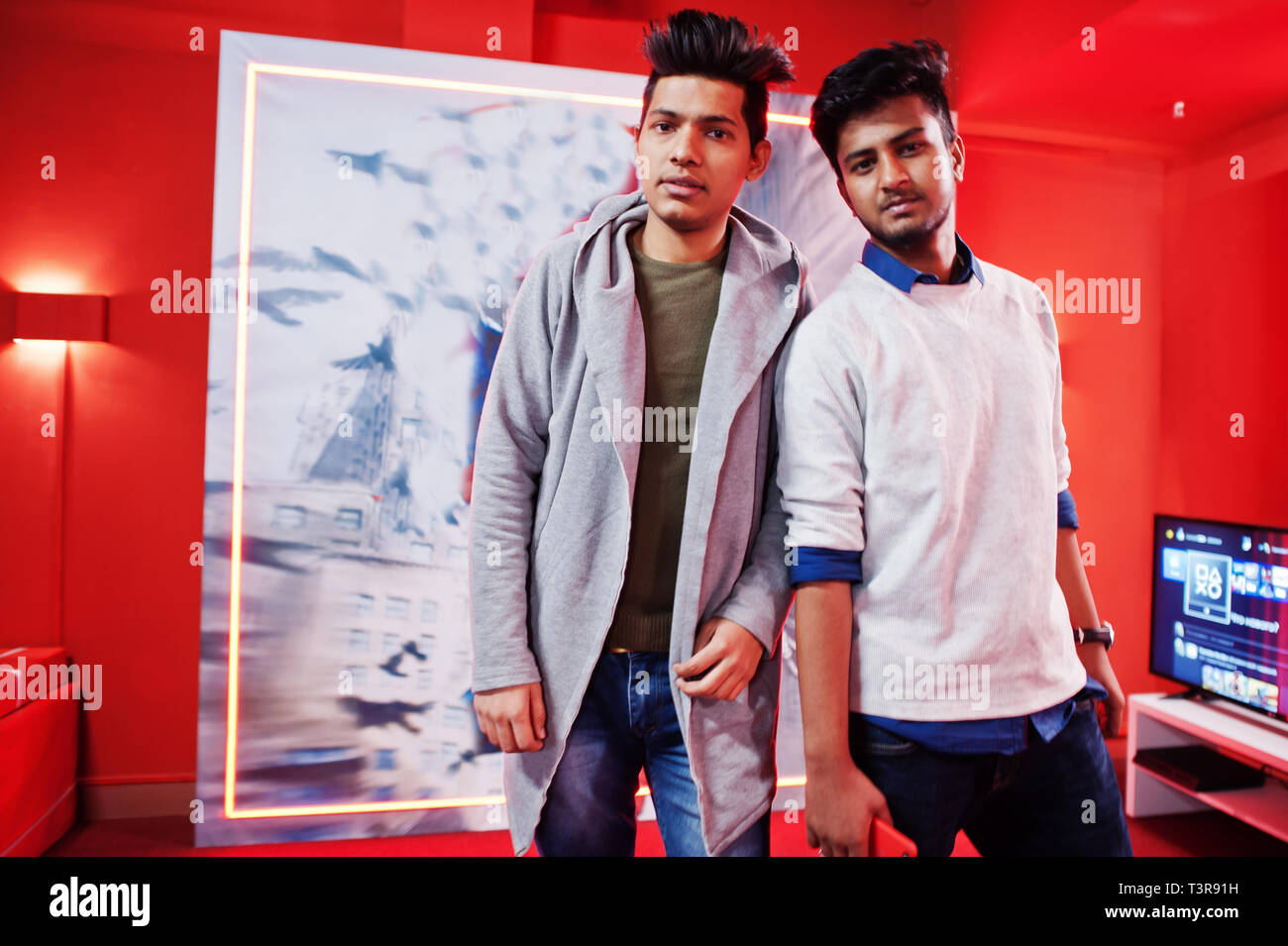 Multiplayer activity hi-res stock photography and images - Alamy