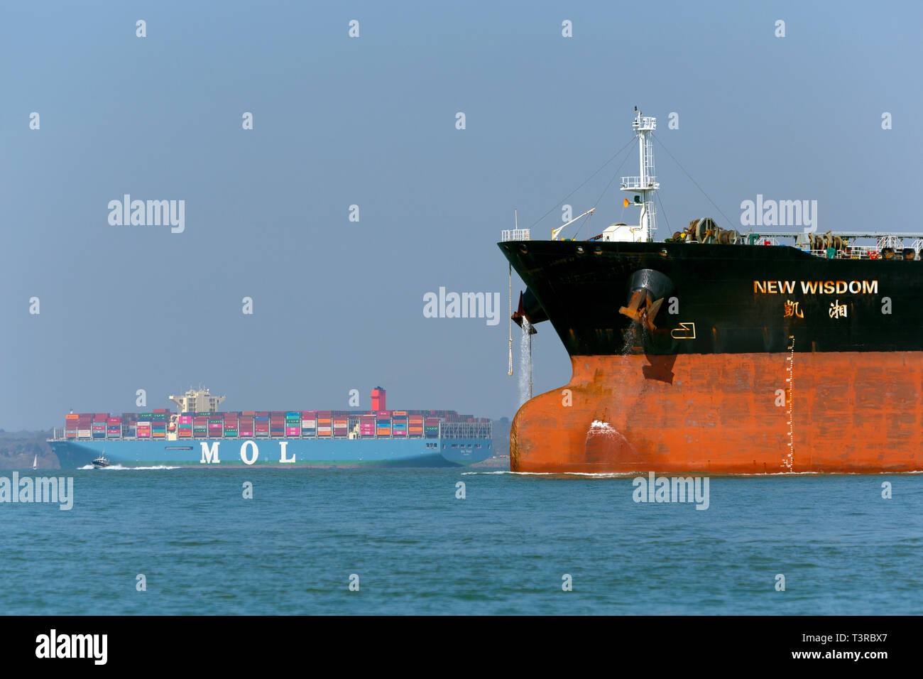 New Wisdom,registered,Chemical,Southampton,services,port,towing,Tanker ...