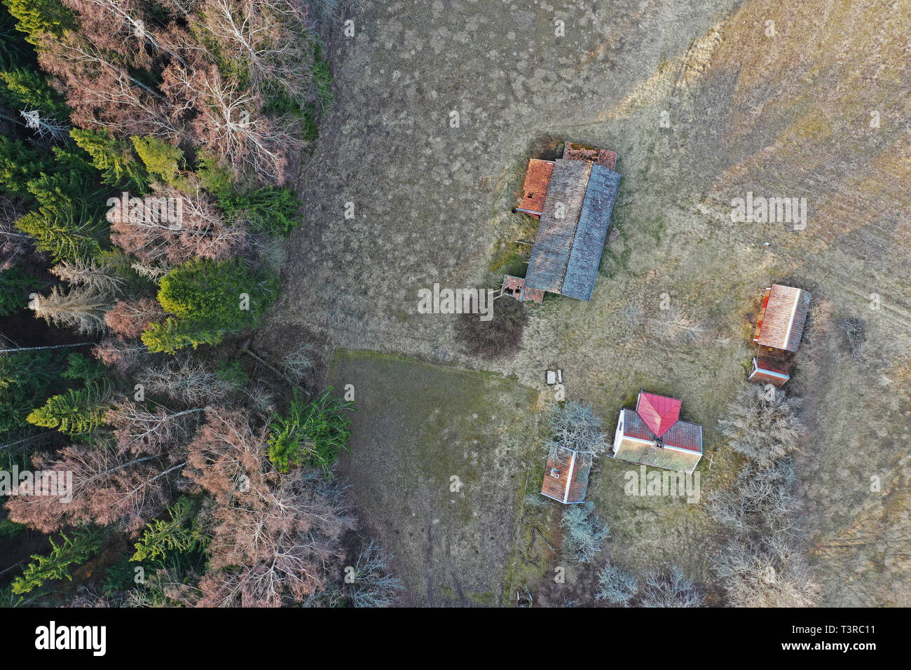 Adjacent agriculture house hi-res stock photography and images - Alamy