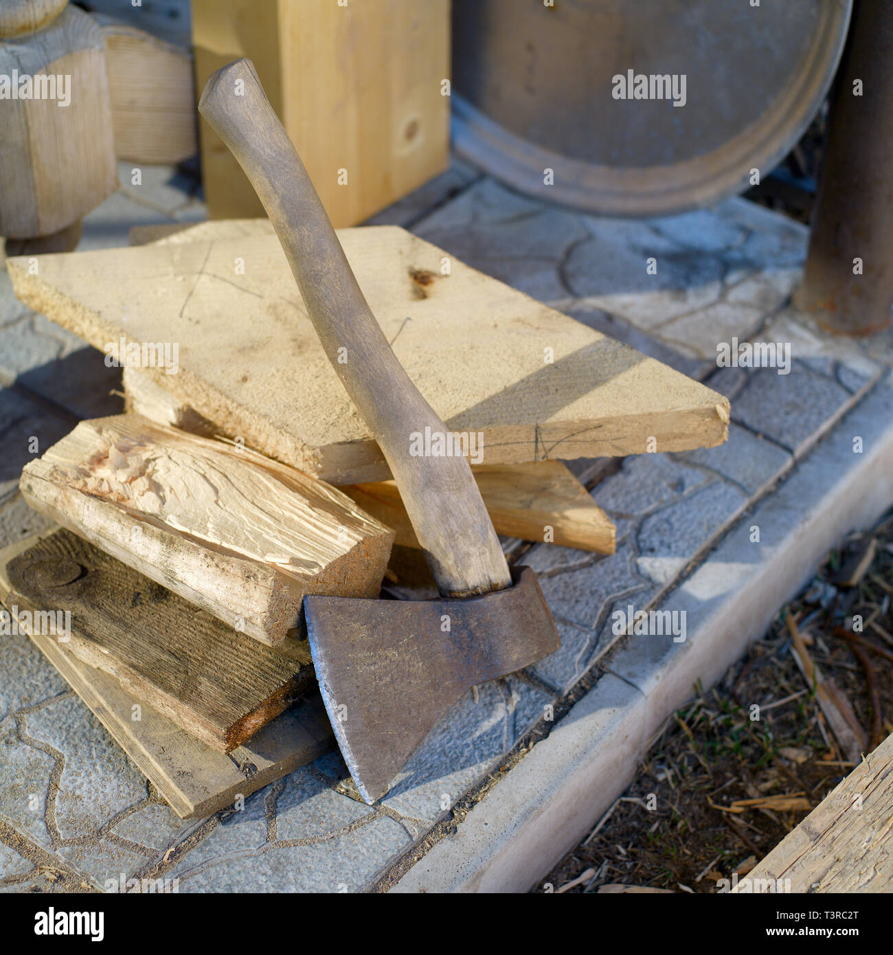 Chopping firewood wood axe hi-res stock photography and images - Alamy