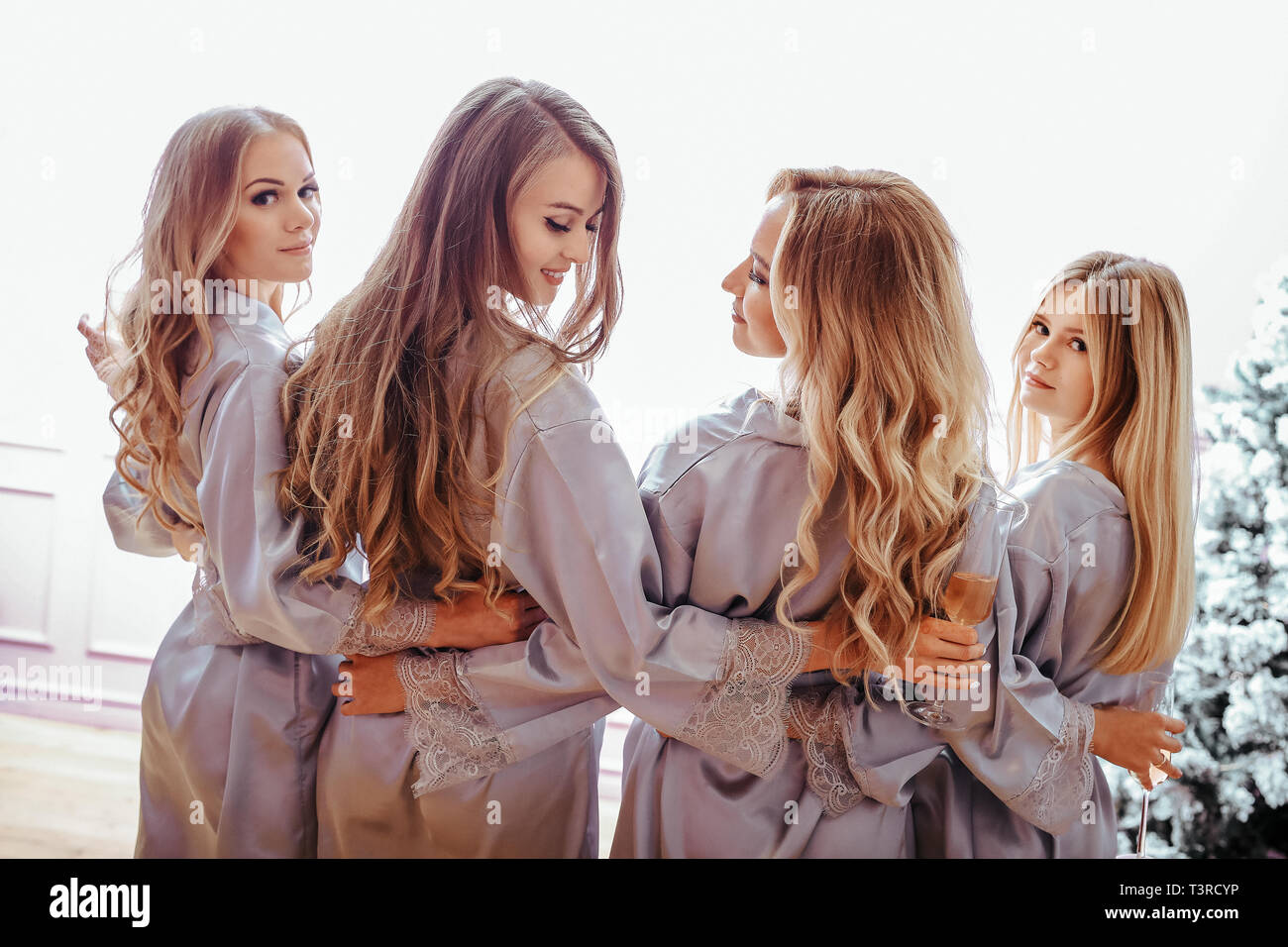 Bed party. Pyjama party at home Stock Photo - Alamy
