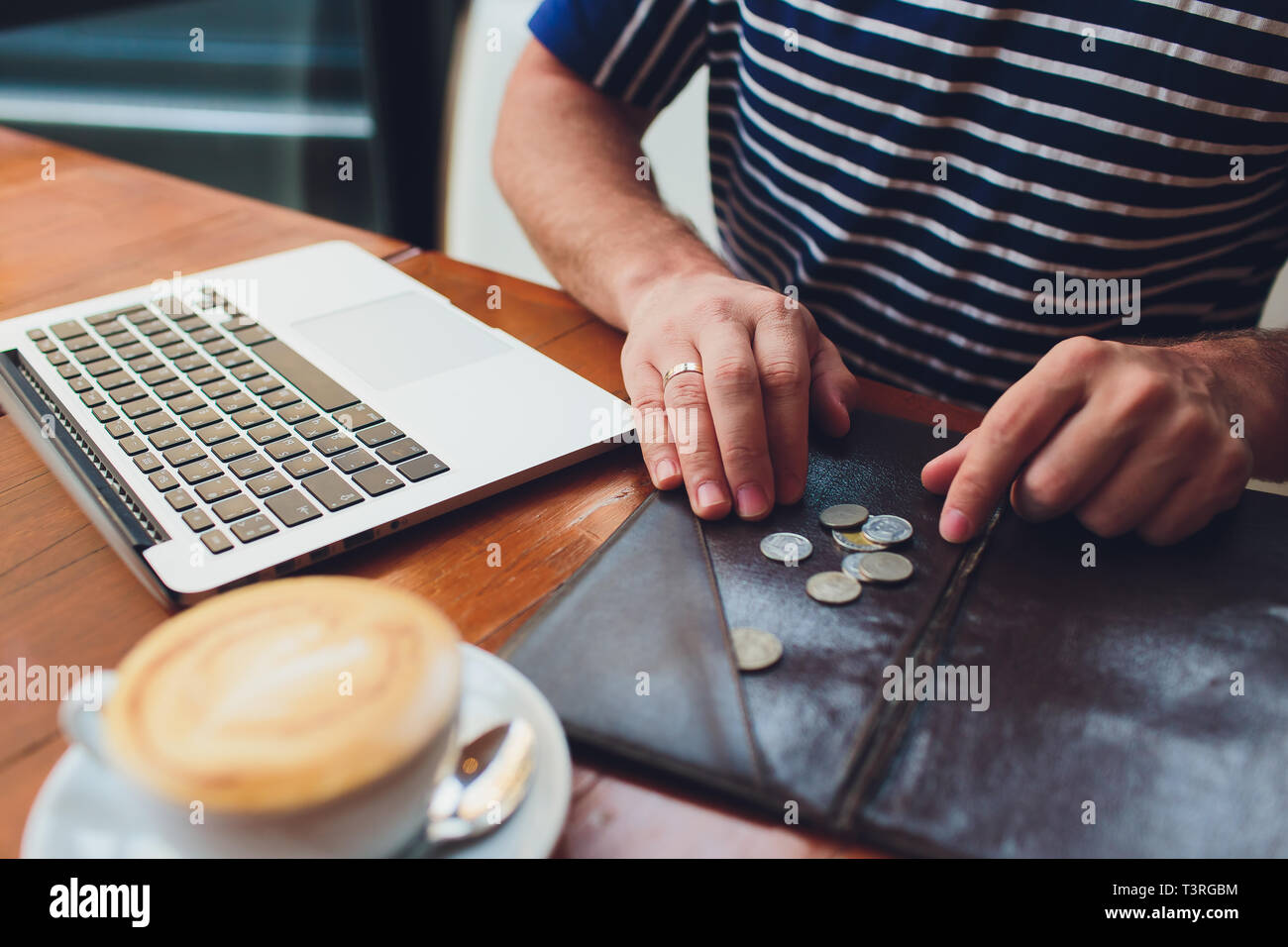 man paying bill in cafe. He putting money. Busy man having lunch in ...