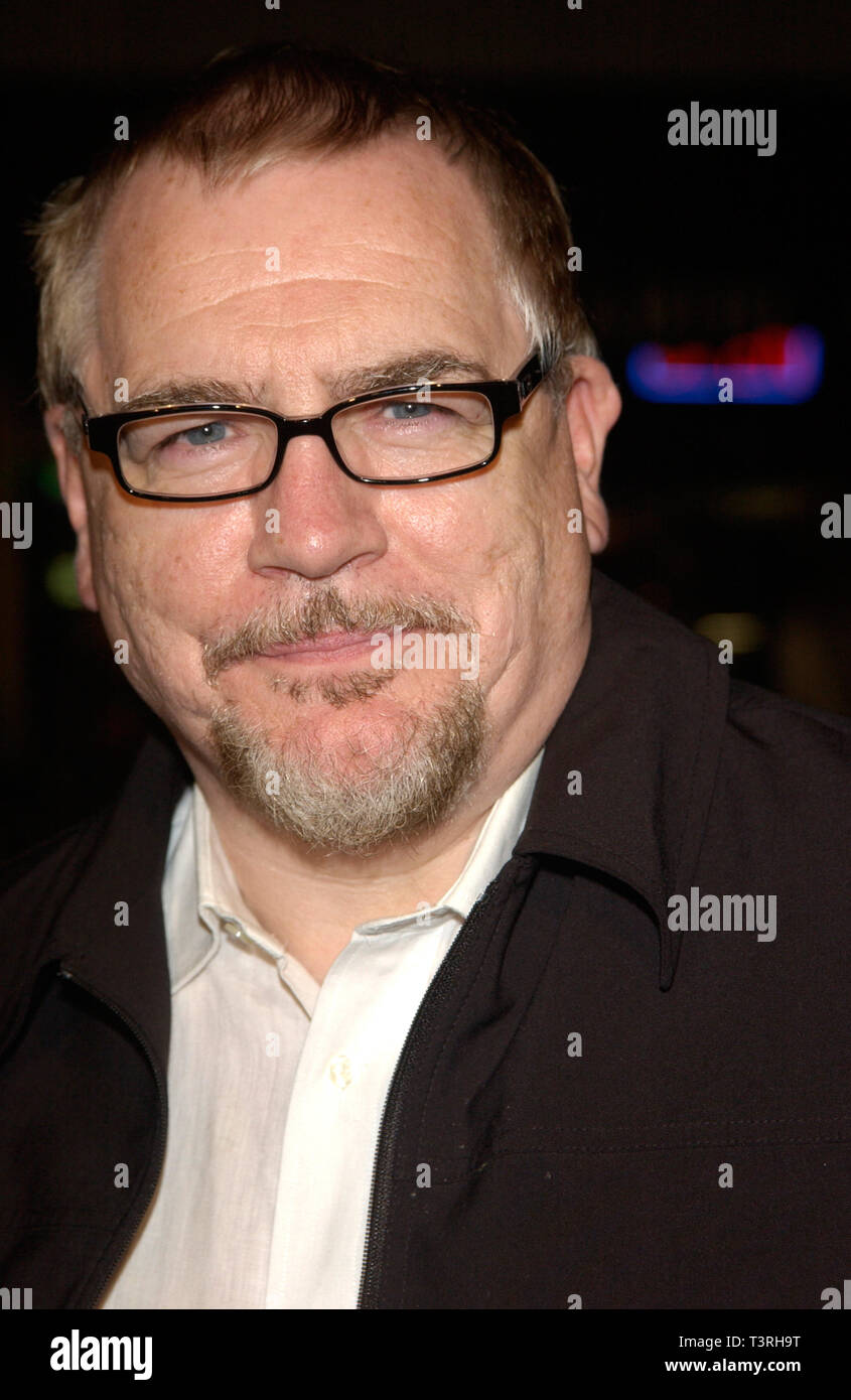 LOS ANGELES, CA. October 09, 2002: Actor BRIAN COX at the premiere, in ...