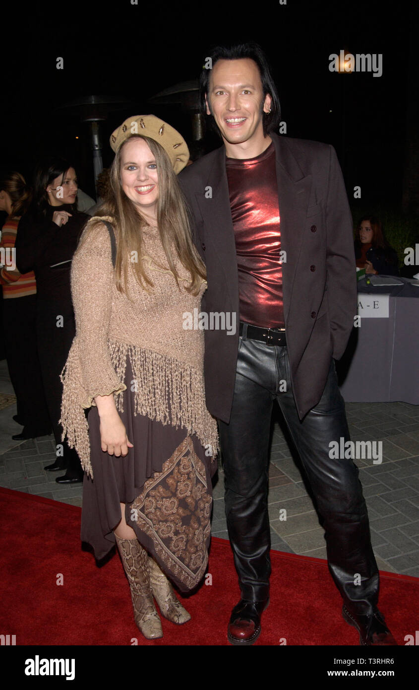 LOS ANGELES, CA. October 14, 2002: Actor STEVE VALENTINE & wife at the ...