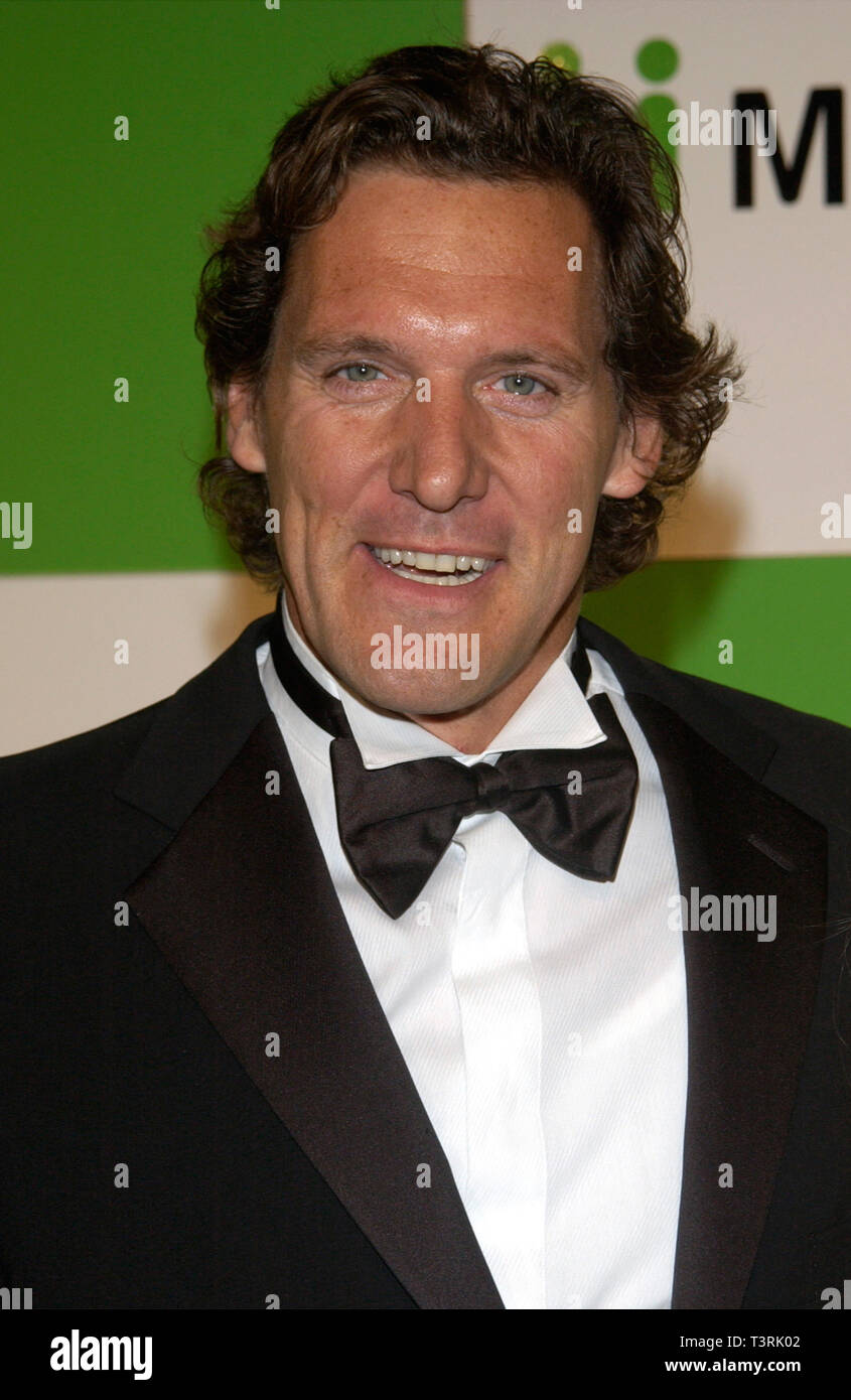 Ralph moeller hi-res stock photography and images - Alamy