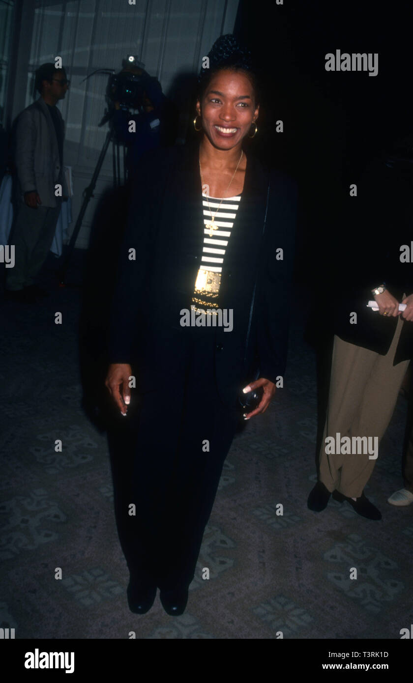 Beverly Hills, California, USA 18th March 1994 Actress Angela Bassett ...