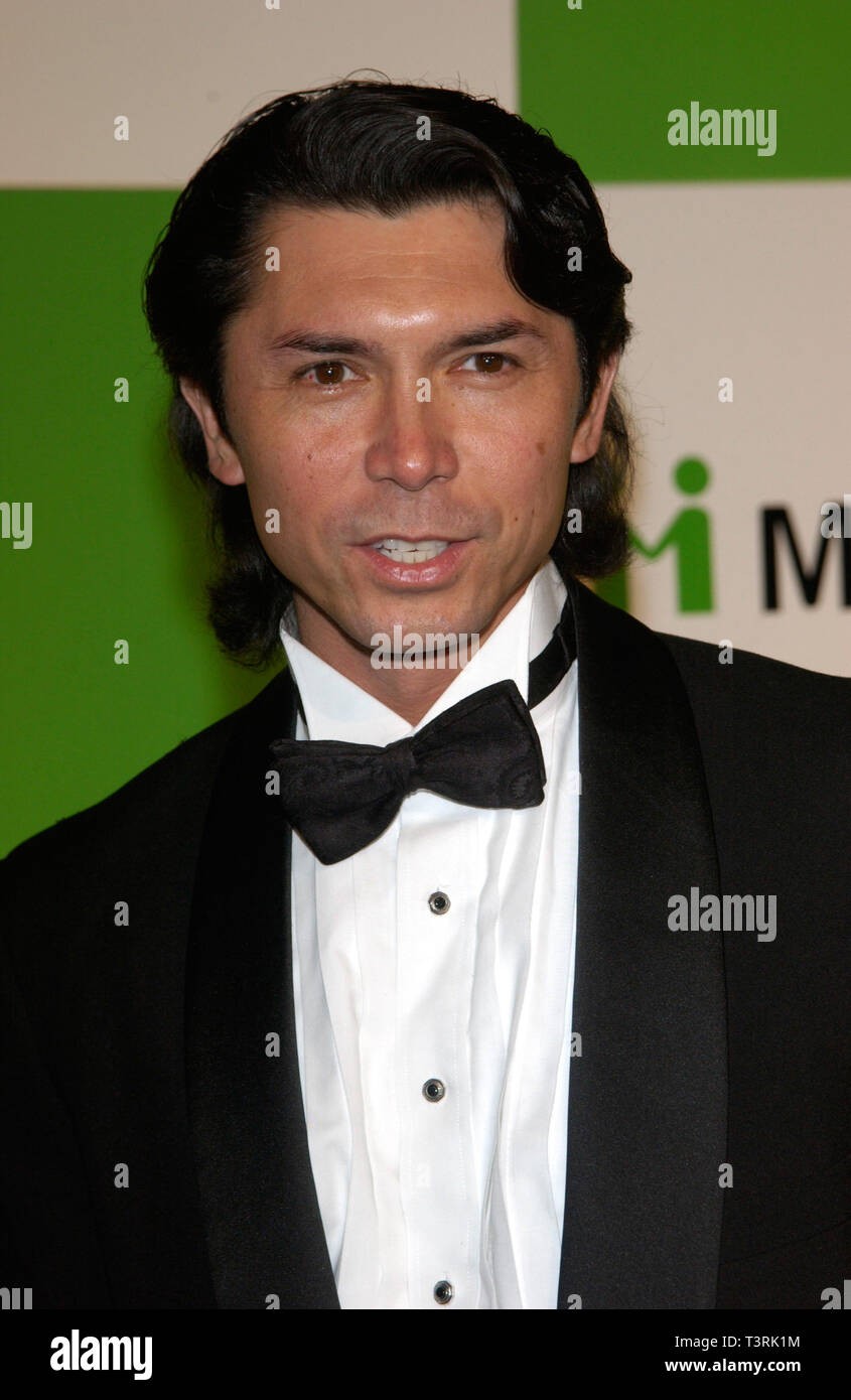 Lou diamond phillips wife kelly hi-res stock photography and images - Alamy