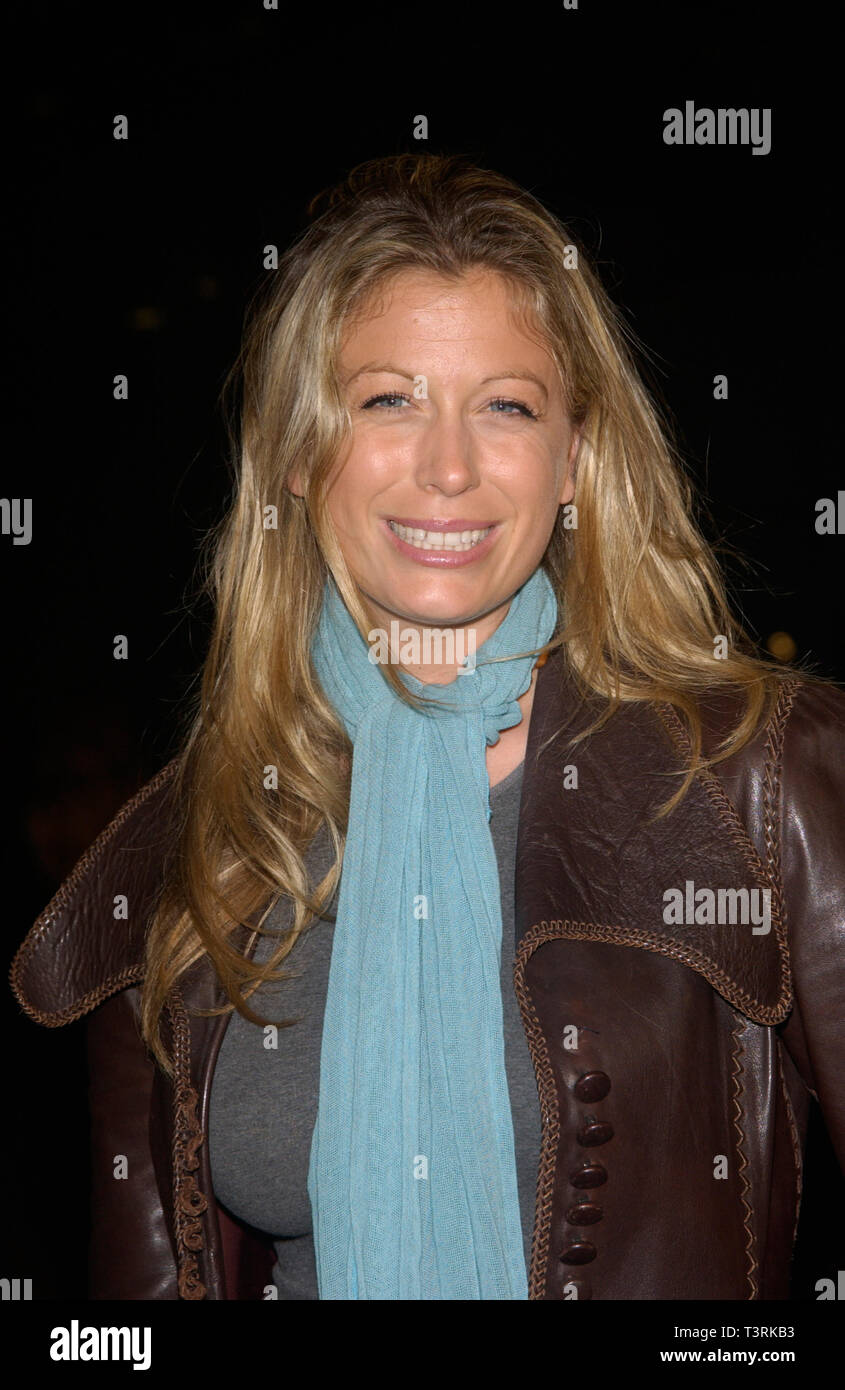 LOS ANGELES, CA. November 04, 2002: Actress SONYA WALGER at the U.S ...