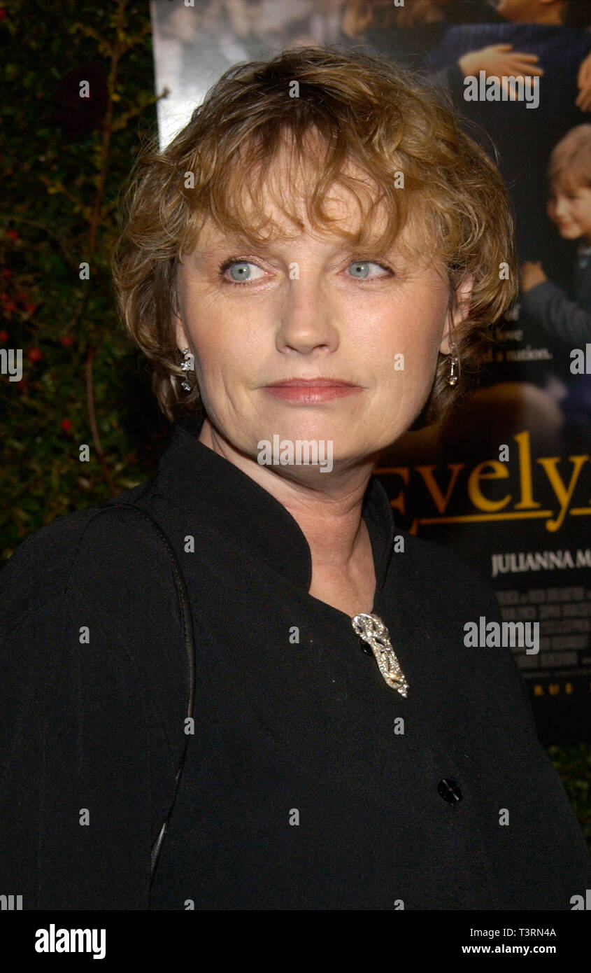 LOS ANGELES, CA. December 03, 2002: Actress TESS HARPER at the Los ...