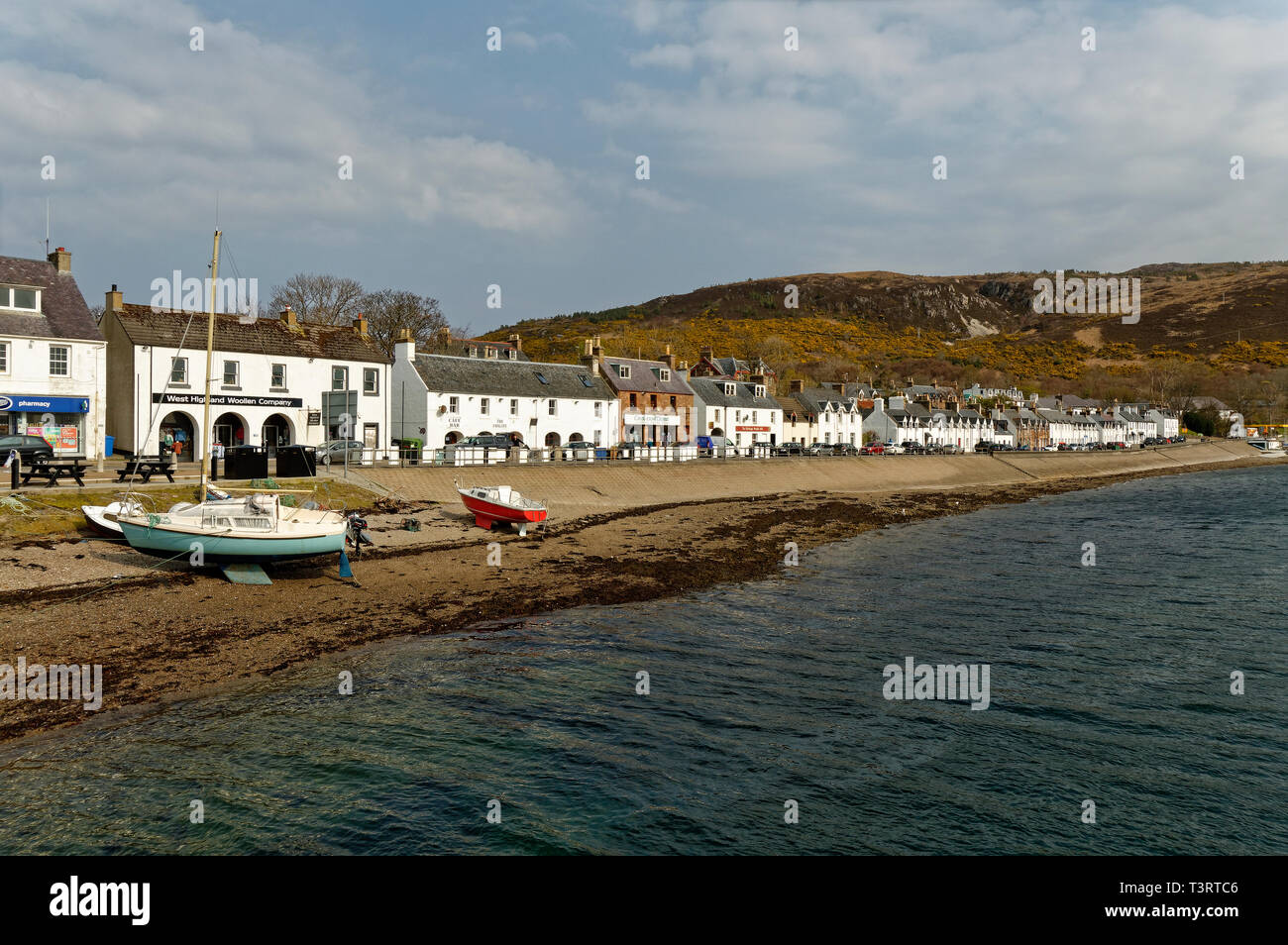 Ullapool beach hi-res stock photography and images - Alamy