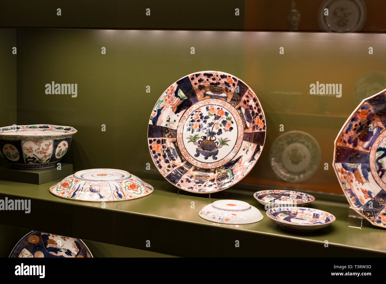 Porcelain collection of munich residence hi-res stock photography and ...