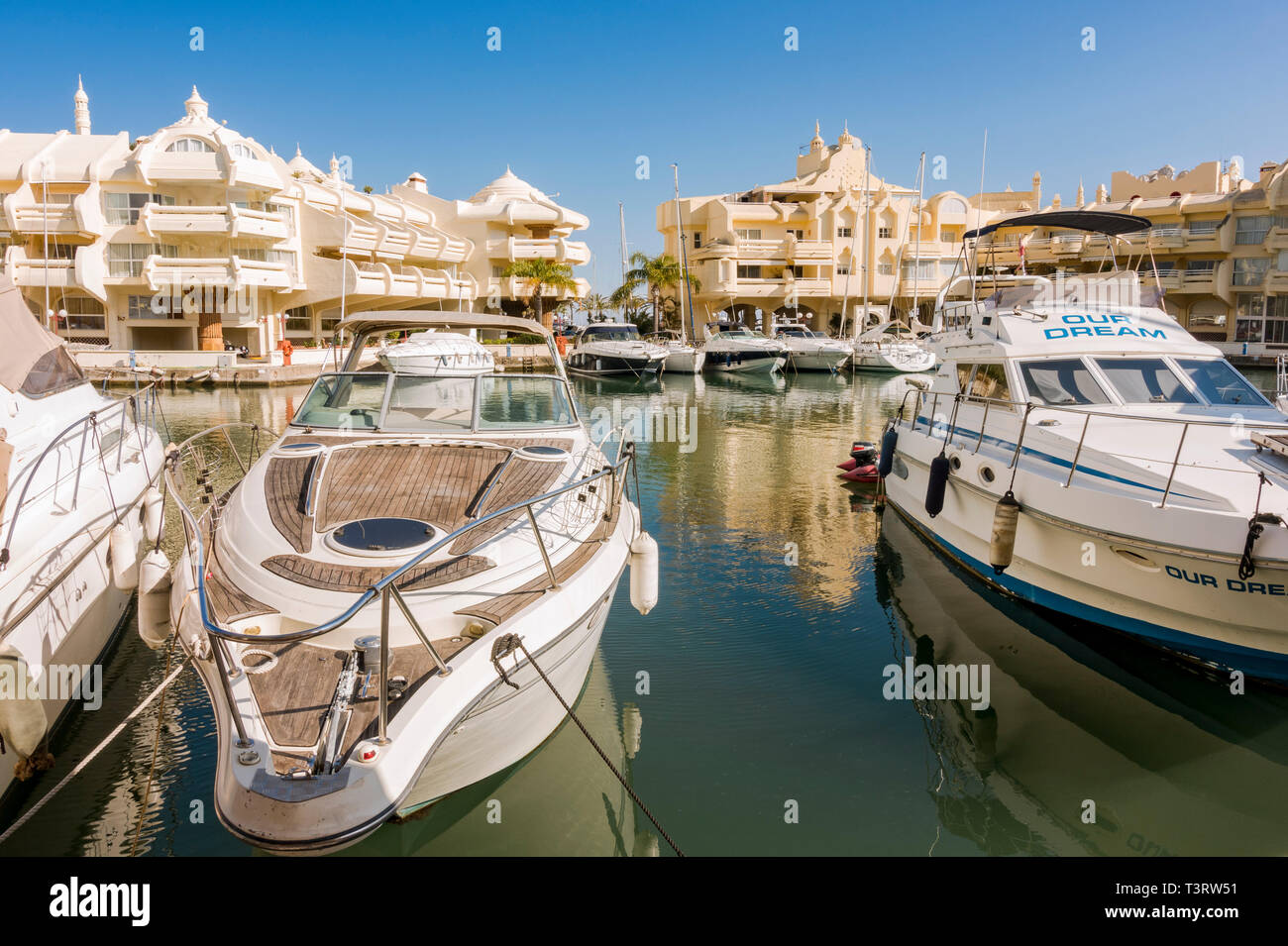 Puerto marina hi-res stock photography and images - Alamy