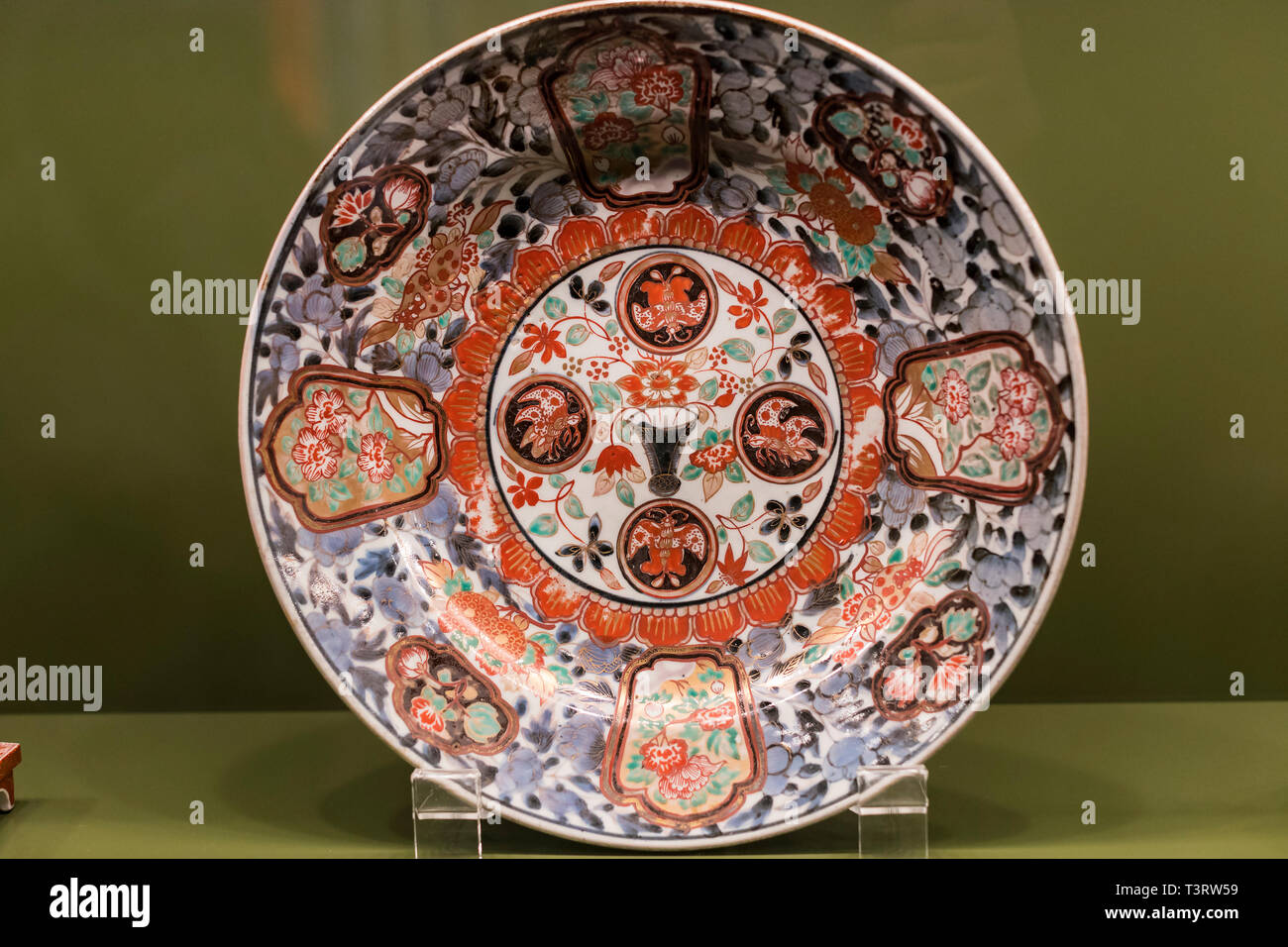 MUNICH, GERMANY - NOVEMBER 27, 2018 : Chinese porcelain collection of ...