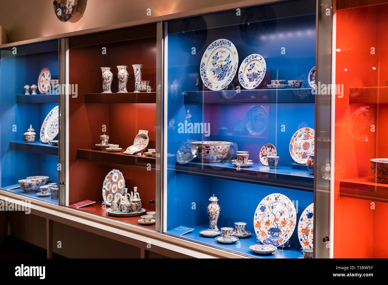 MUNICH, GERMANY - NOVEMBER 27, 2018 : Chinese porcelain collection of ...