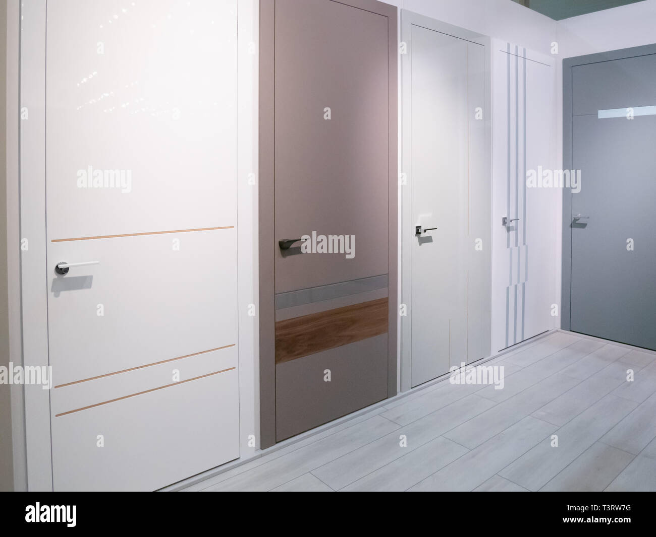 showcase showroom of home room doors at diy hardware and furniture ...