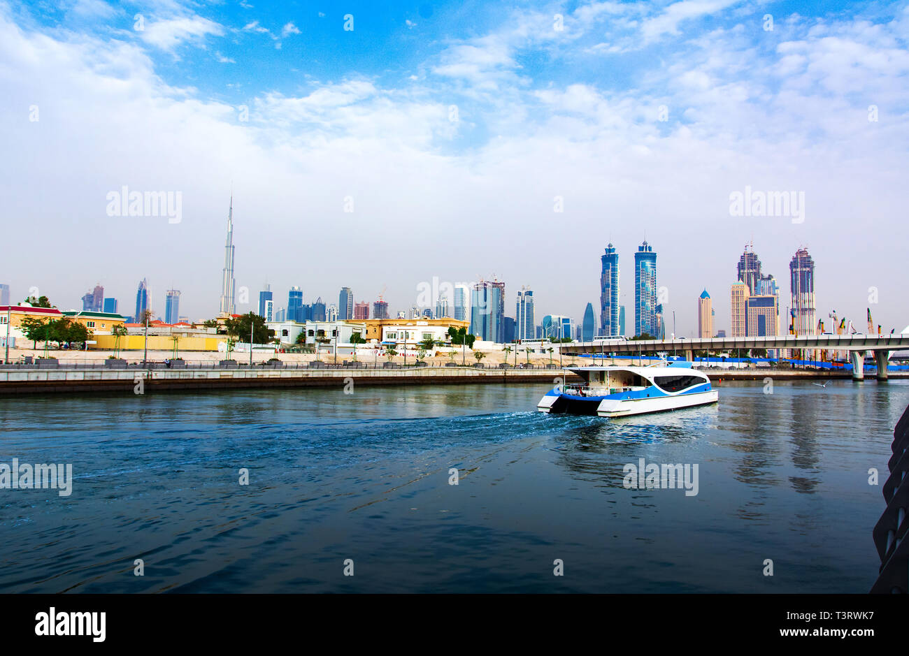 Dubai water canal boardwalk hi-res stock photography and images - Alamy