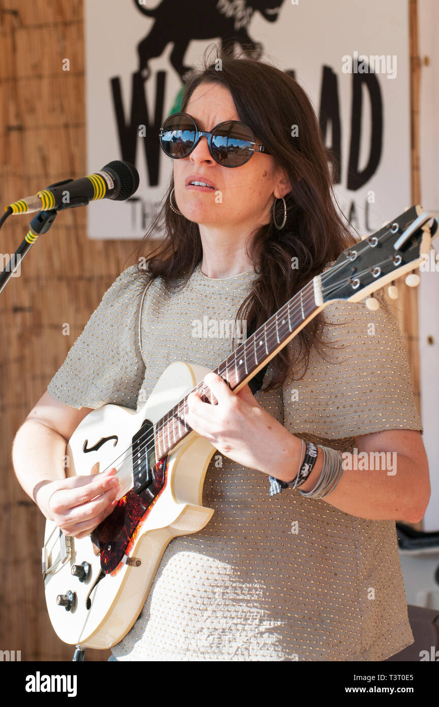 Jessica ada hoop hi-res stock photography and images - Alamy