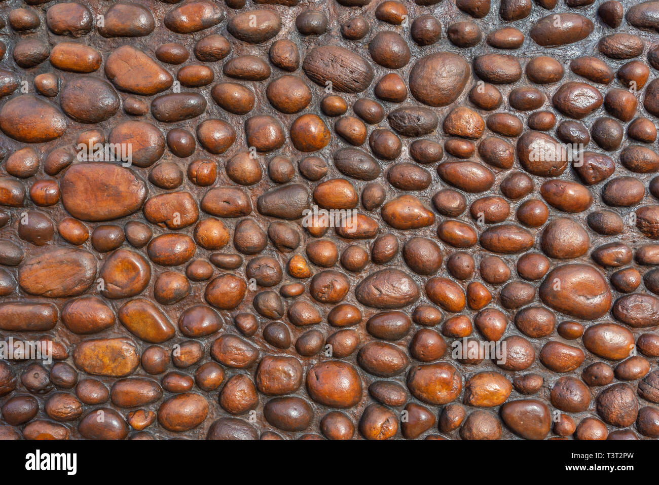 Pebble stone wall hi-res stock photography and images - Alamy