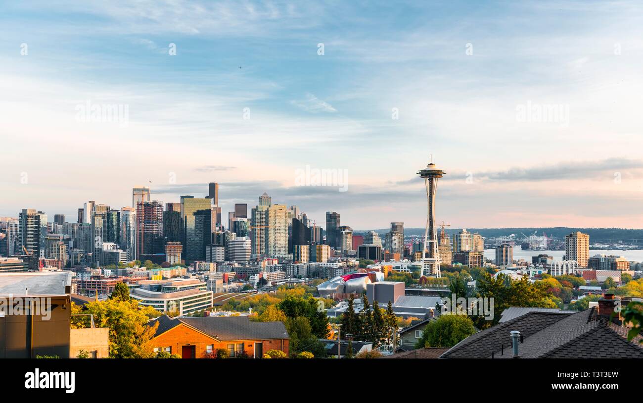 Skyline seattle usa space needle architecture hi-res stock photography ...