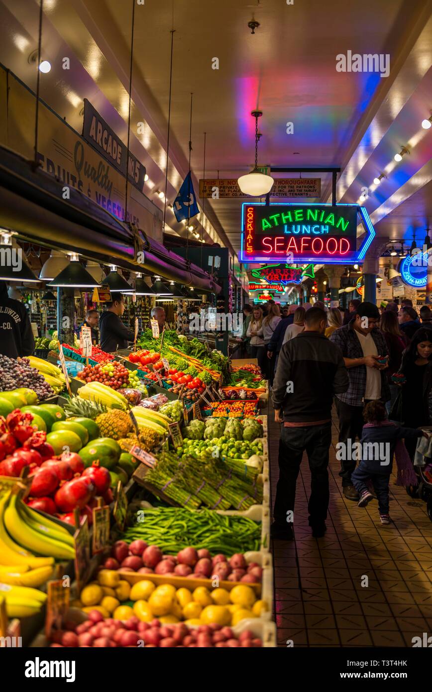 Public market, food market, display of fruit at a market stall, Pike ...