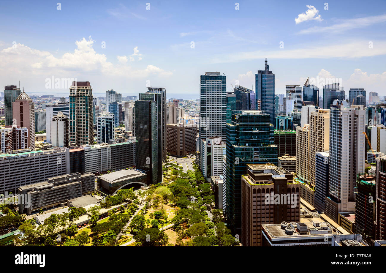 Manila cityscape under blue sky, Philippines Stock Photo - Alamy
