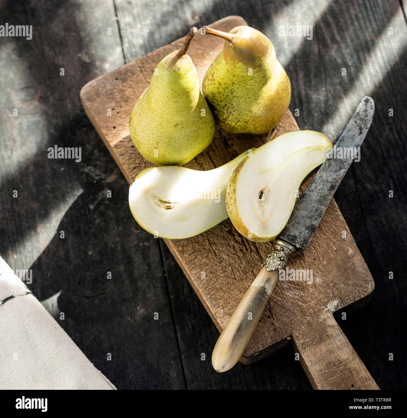 Close up of fresh sliced pears Stock Photo - Alamy