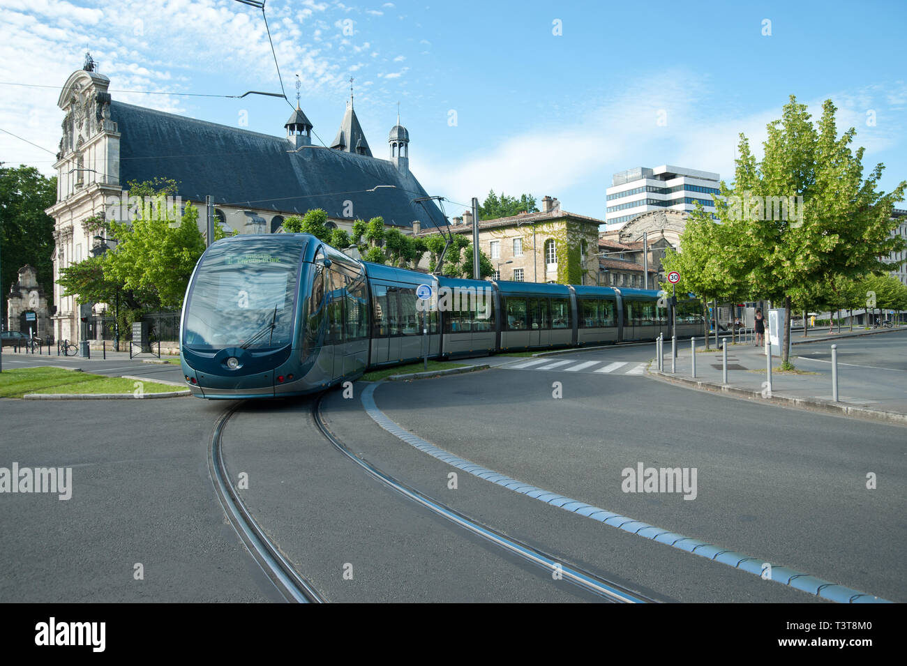 Bordeaux, Tramway, St Bruno Stock Photo - Alamy