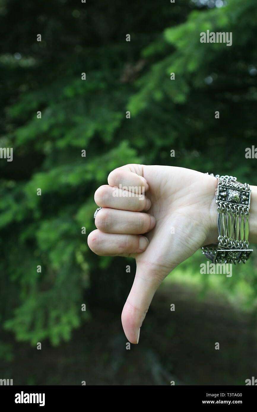 Hand signals. Thumbs down. rejected Stock Photo - Alamy