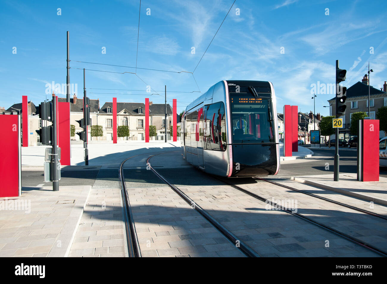 Tours, moderne Straßenbahn - Tours, modern Tramway Stock Photo - Alamy