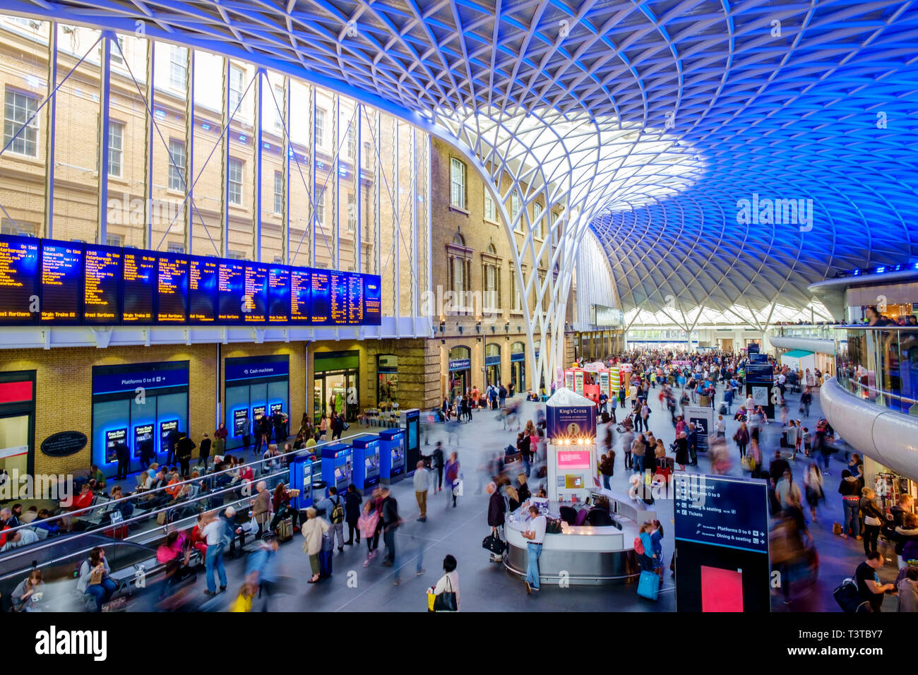 Modern architecture at train station Stock Photo - Alamy