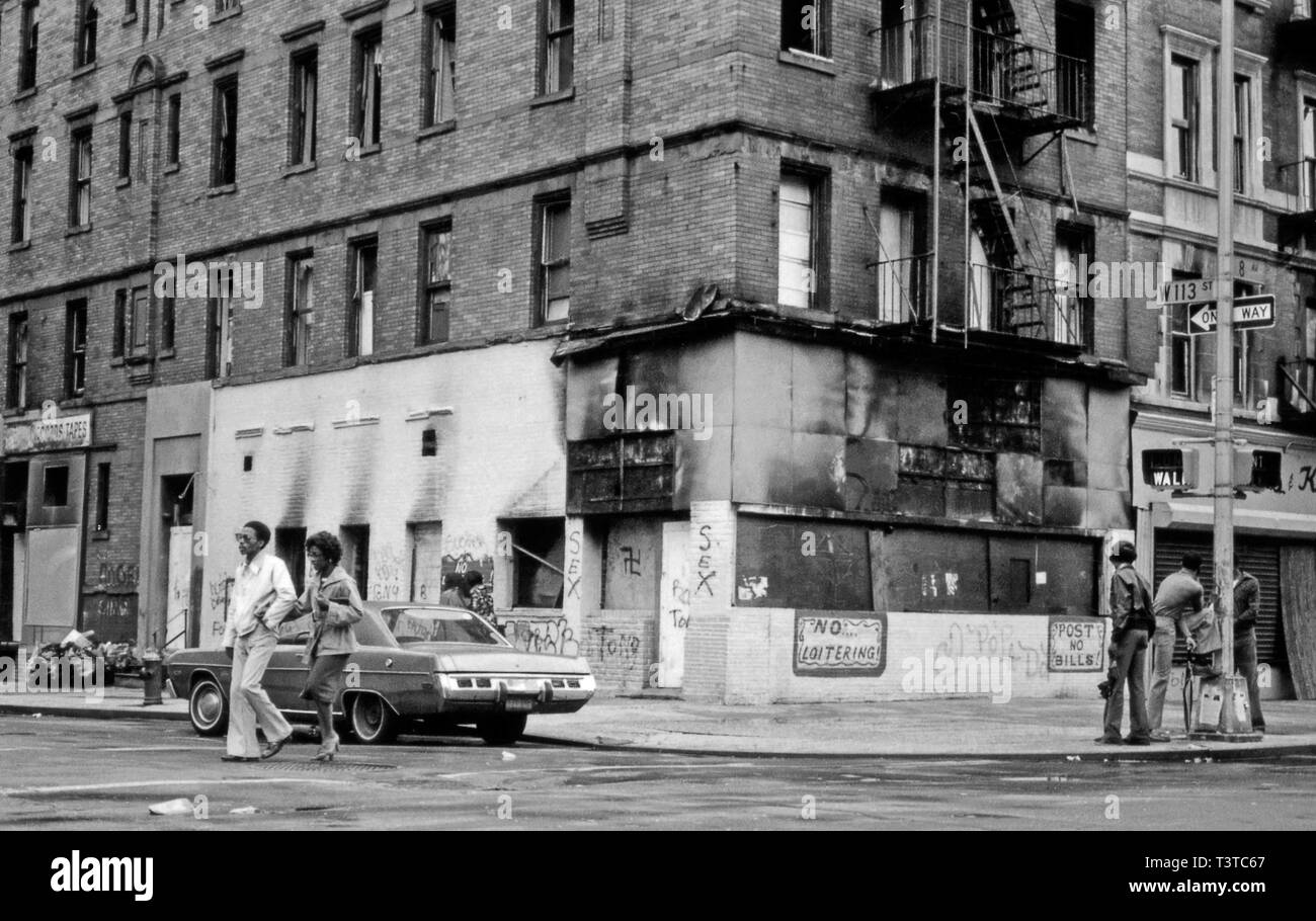 New york city streets 80s hi-res stock photography and images - Alamy