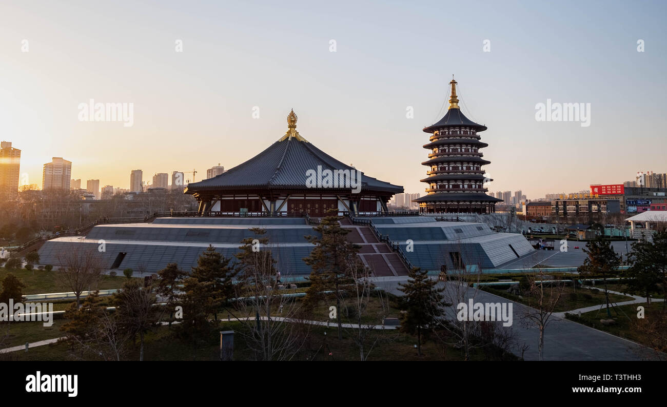Luoyang, Henan/China- JANUARY 20, 2019: Song and Han Dynasty palace(It ...