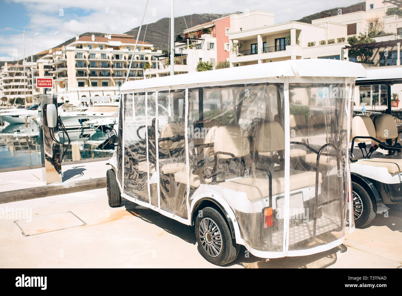 Automobile electricity hi-res stock photography and images - Alamy