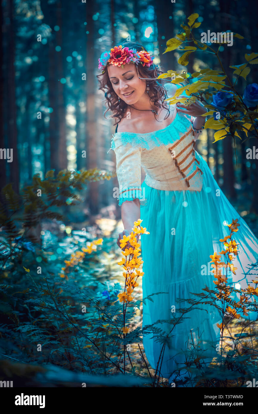 Young wonan hi-res stock photography and images - Alamy