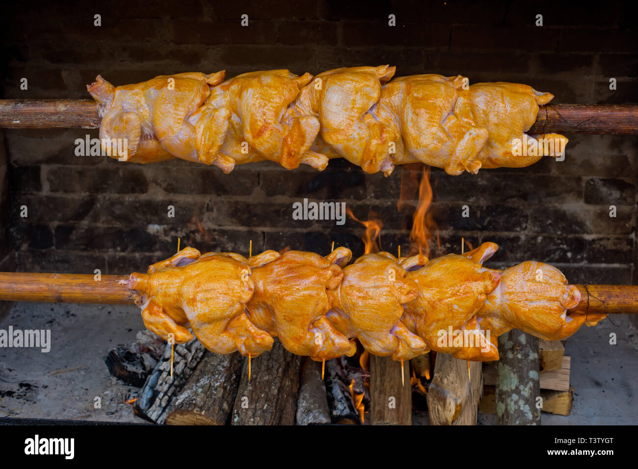 Rotisserie chicken on spit hi-res stock photography and images - Alamy