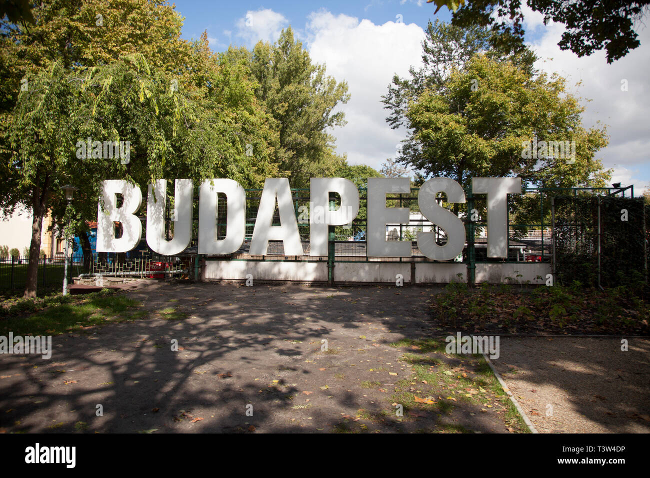 Budapest sign hi-res stock photography and images - Alamy