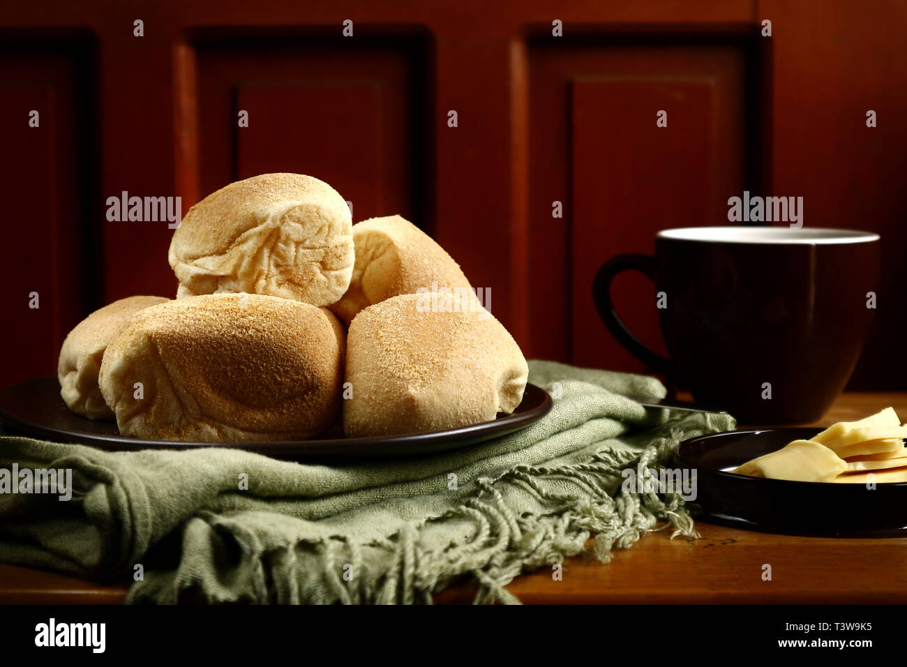 Pan de sal bread hi-res stock photography and images - Alamy