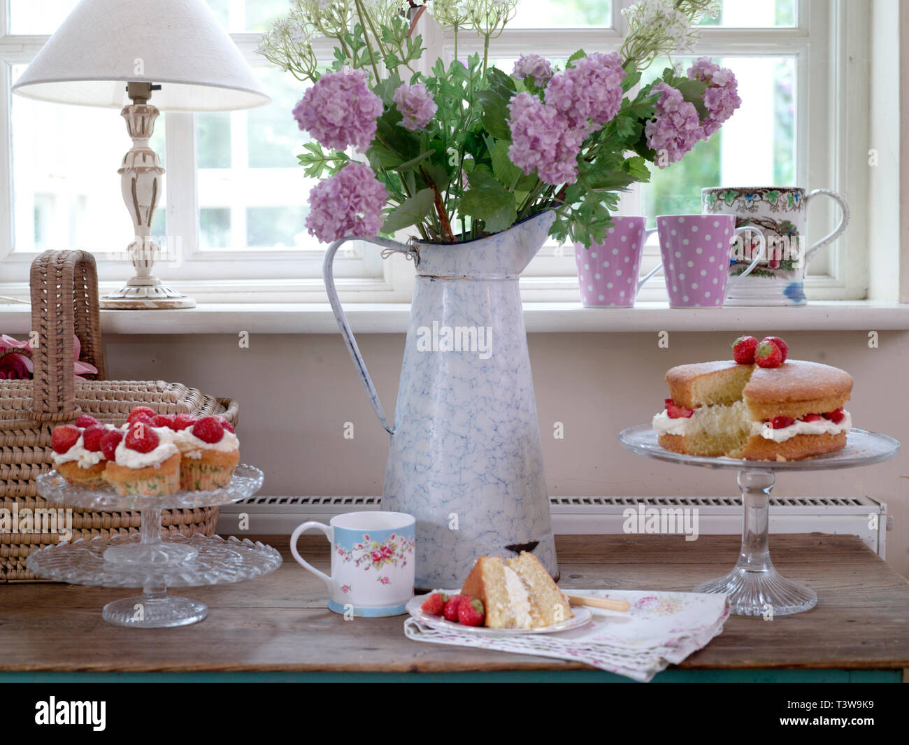 country cottage scene with cake and strawberries Stock Photo - Alamy