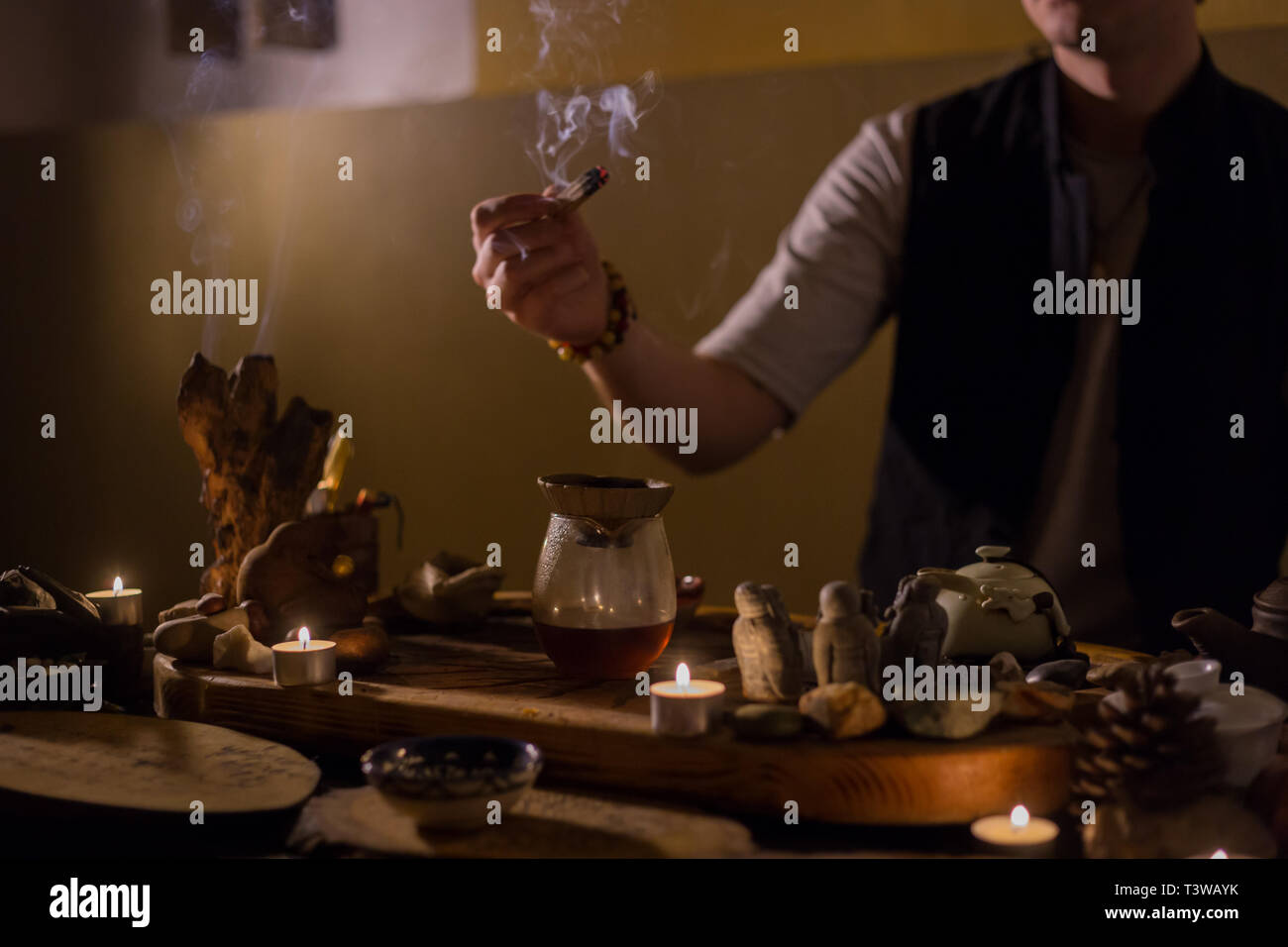 Chinese tea ceremony Stock Photo - Alamy