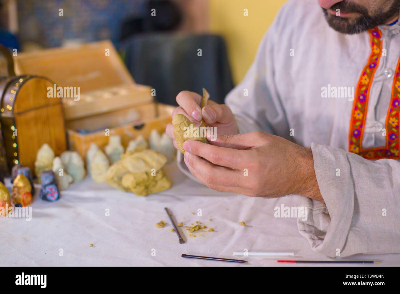 Clay model making hi-res stock photography and images - Alamy