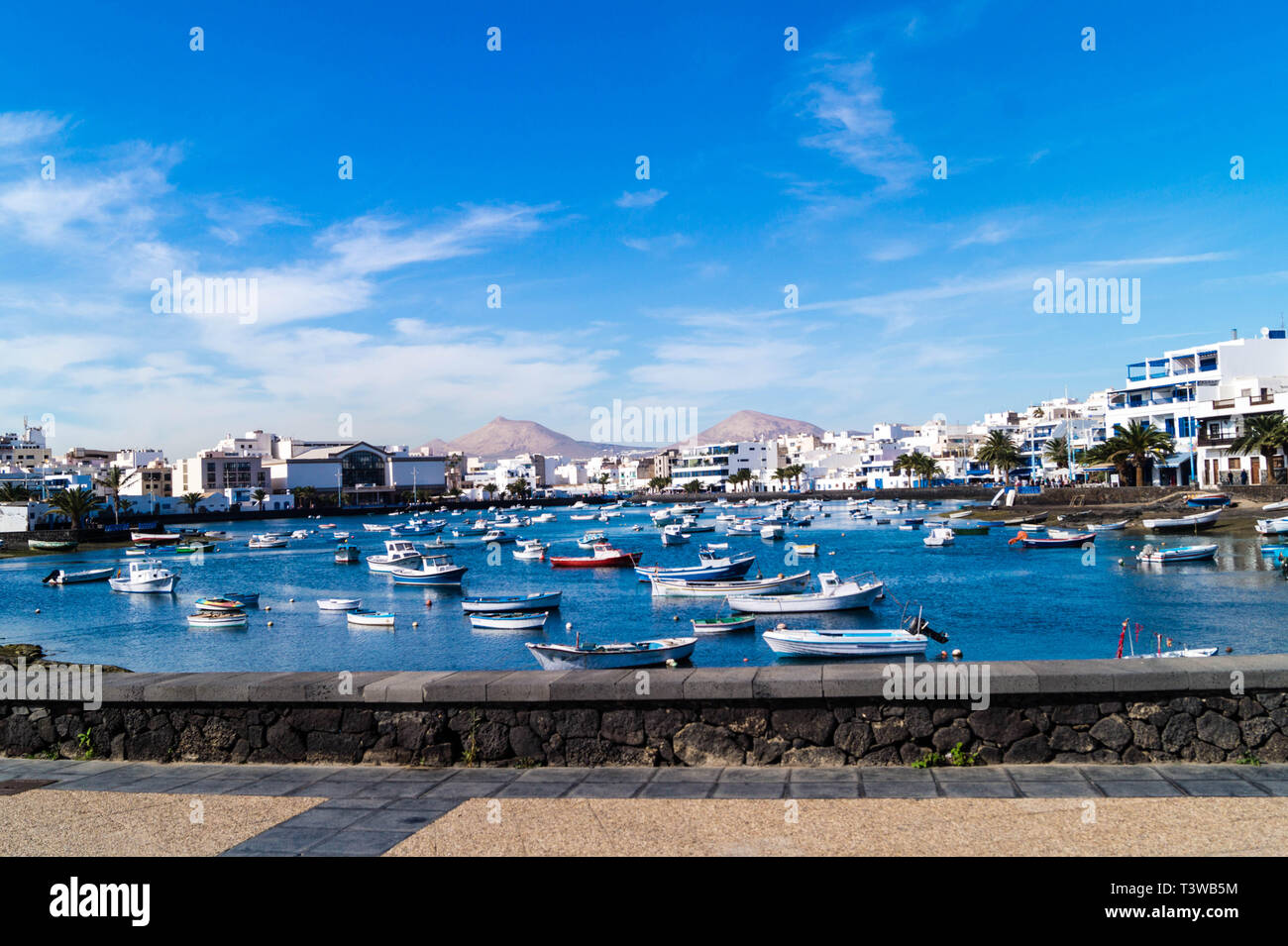 Arrecife cruise port hi-res stock photography and images - Alamy