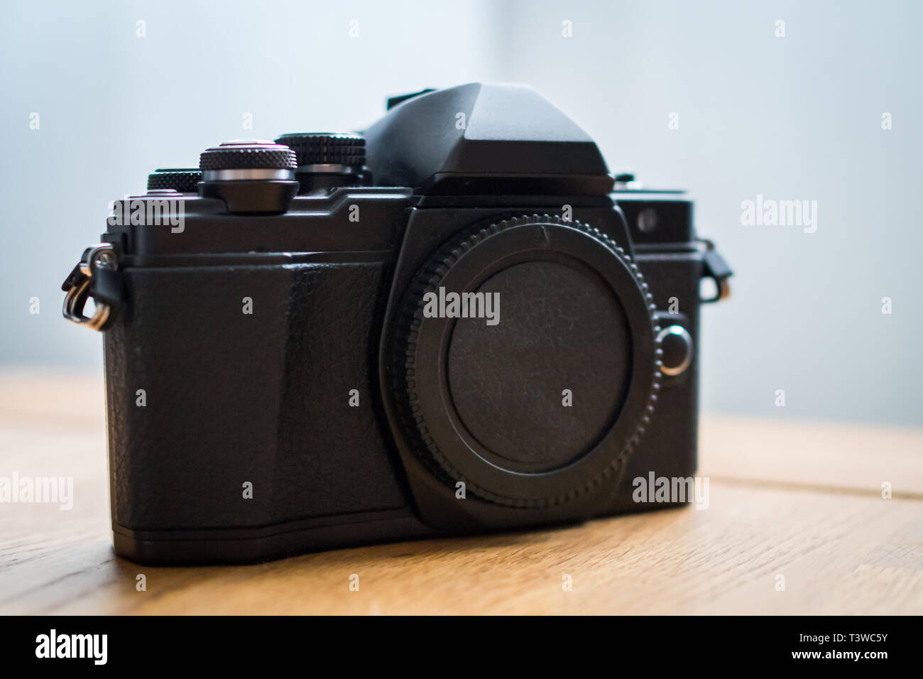 Modern Mirrorless Digital Camera Stock Photo - Alamy