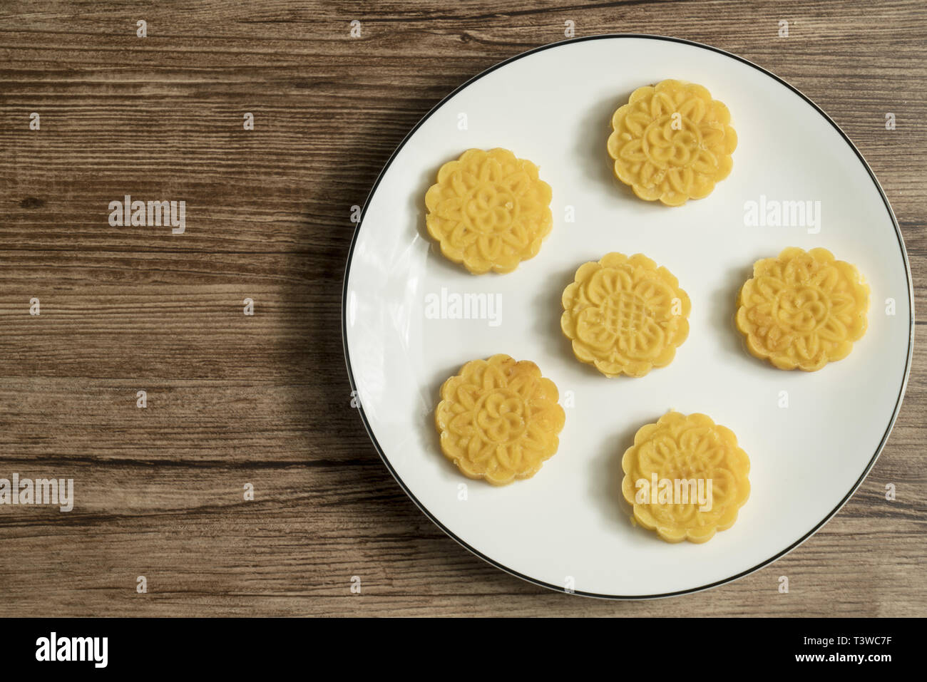 Green bean cake Stock Photo - Alamy