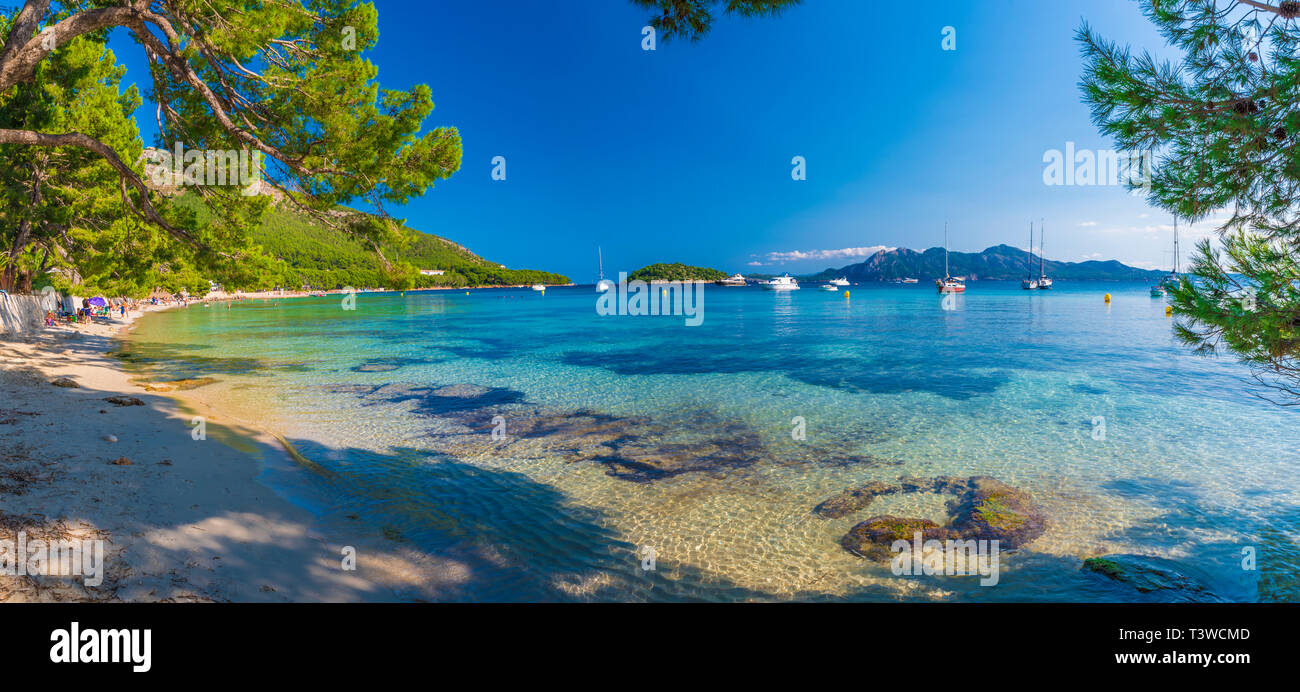 Playa de Formentor (Cala Pi de la Posada ), beautiful beach at Cap ...