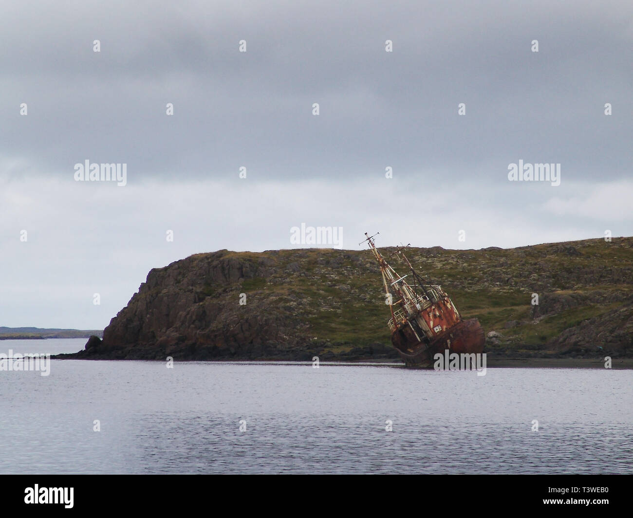 Iceland ship beached hi-res stock photography and images - Alamy