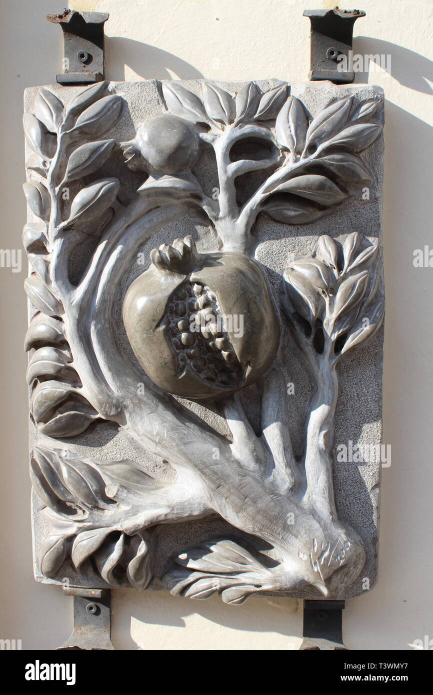 Granada symbol hi-res stock photography and images - Alamy