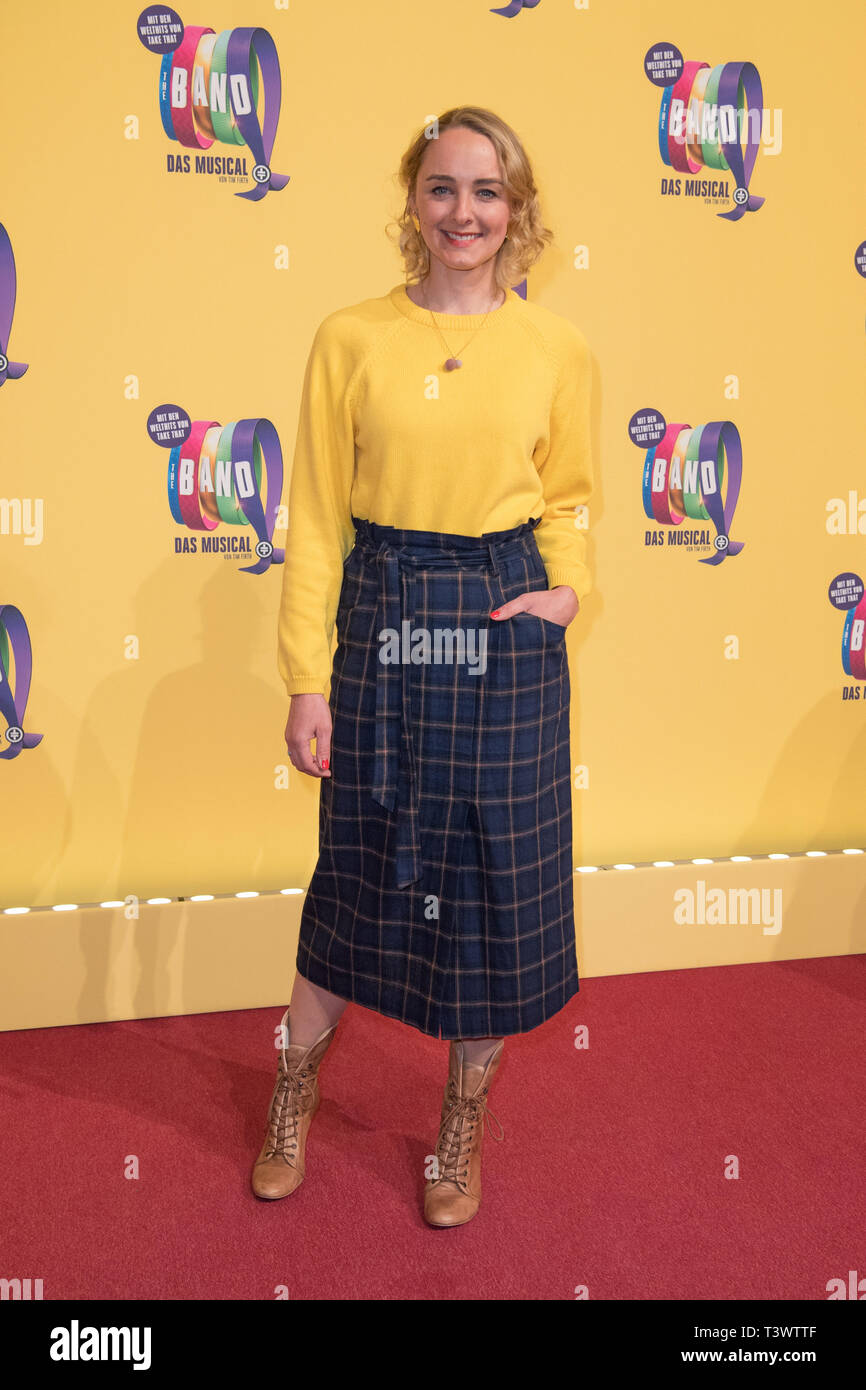 Berlin, Germany. 11th Apr, 2019. Actress Anne-Catrin Märzke comes to ...