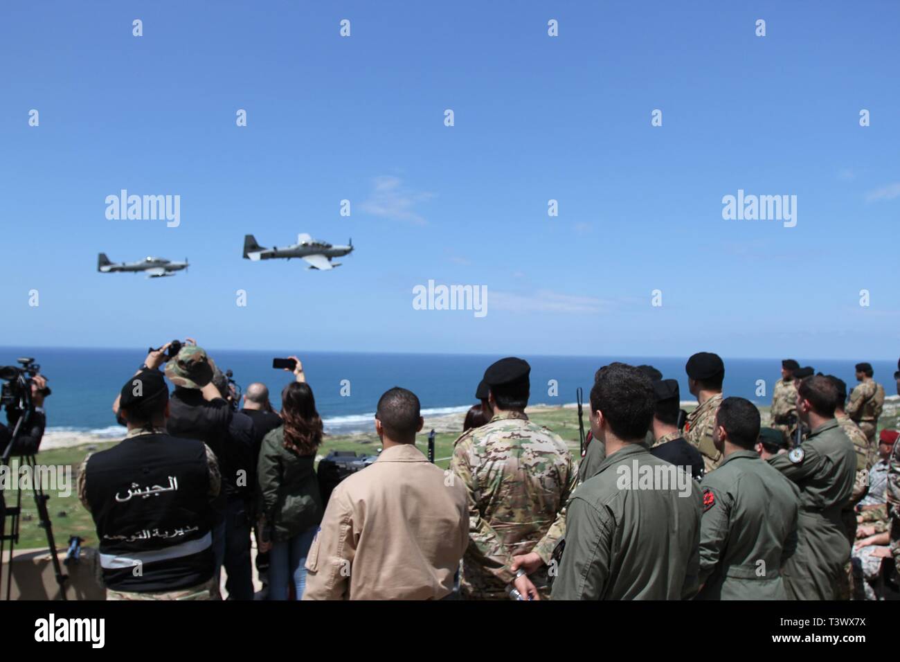 Hamat, Lebanon. 11th Apr, 2019. Lebanese army officials watch the live ...